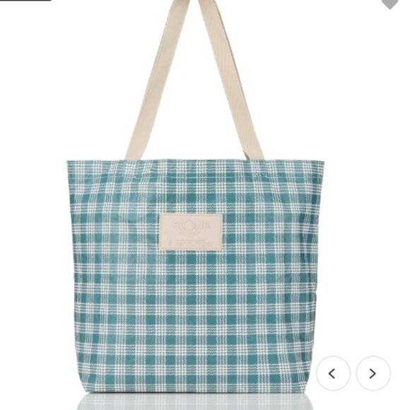 ALOHA Collection | Bags | Aloha Collection Reversible Tote Palaka Nwt ...